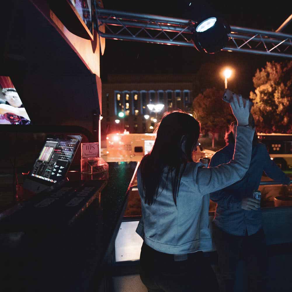 Party Bus Nashville TN - Tours & Rentals - Book Now!